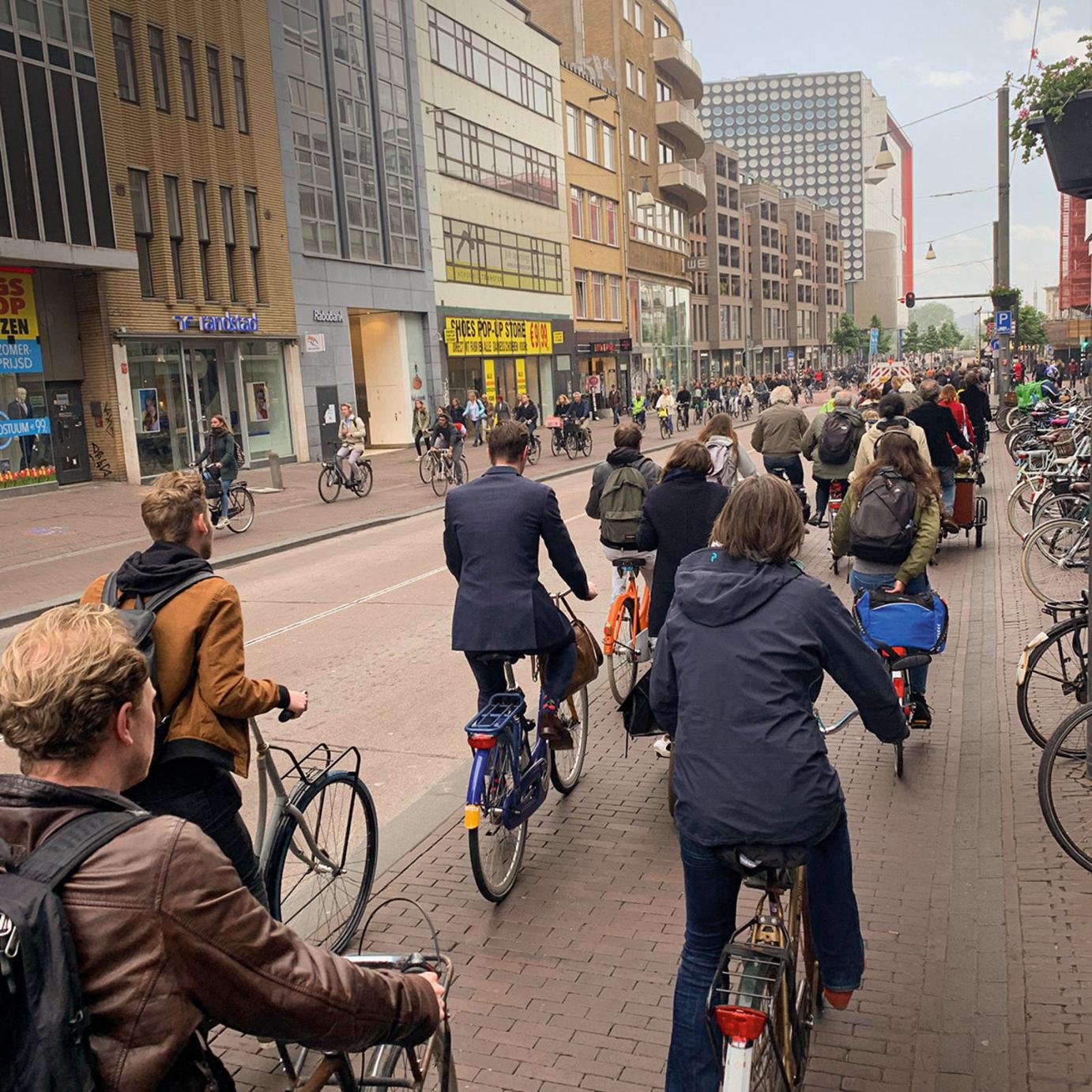 Cycling against the traffic gridlock – Dimensions Magazine